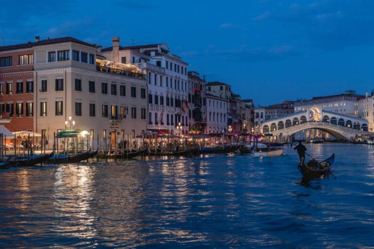 How Deep Are Venice’s Canals and Lagoon? (The Complete Guide) - Tour ...