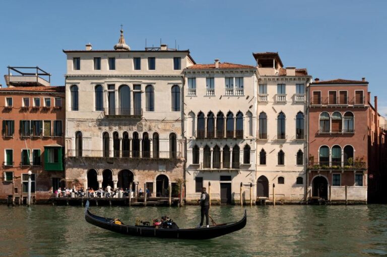 Who Built Venice and Why Is It on Water? (The Incredible Story of a ...